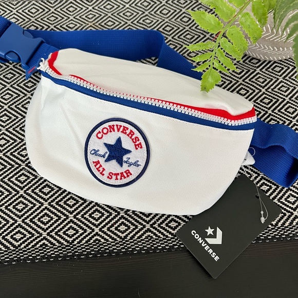 Converse | Bags | Nwt Converse All Star Crossbody Fanny Pack Bag White ...